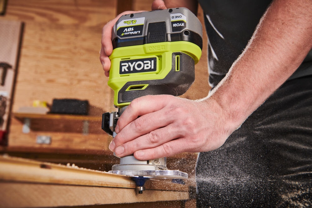 Ryobi RTR18-0 Handöverfräs 18v ONE+ - Fräsmaskiner - Hylte Jakt & Lantman